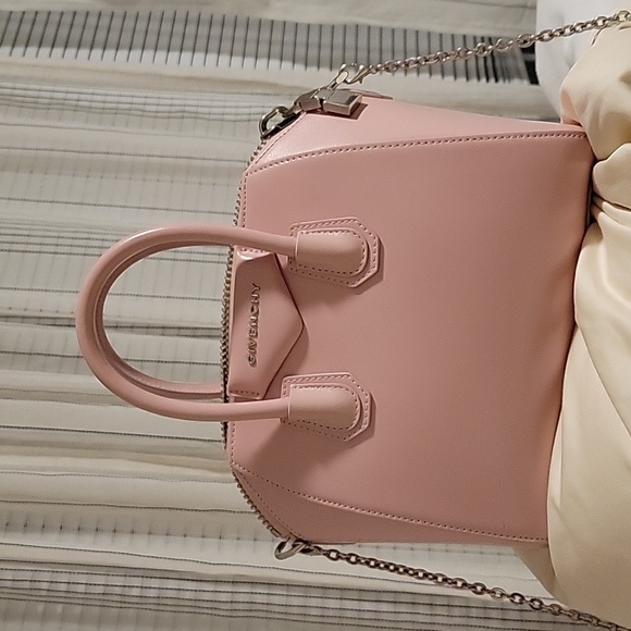 Givenchy | Bags | Givenchy Antigona Mini Leather Tote Bag Baby Pink ...
